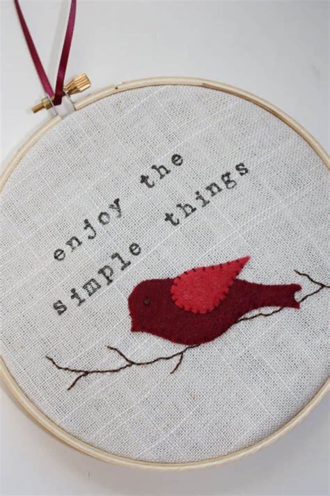 6 Embroidery Hoop Art Print Ideas