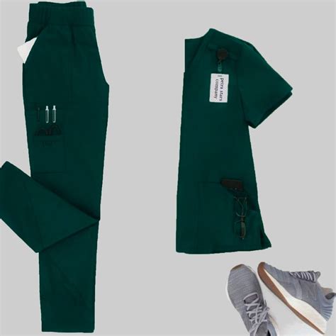 اذا كنت تبحث شركة نجوم البتراء للألبسة المهنية والطبية Facebook