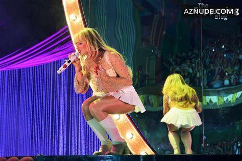 Sabrina Carpenter Sizzles In London With Sexy Performance Aznude