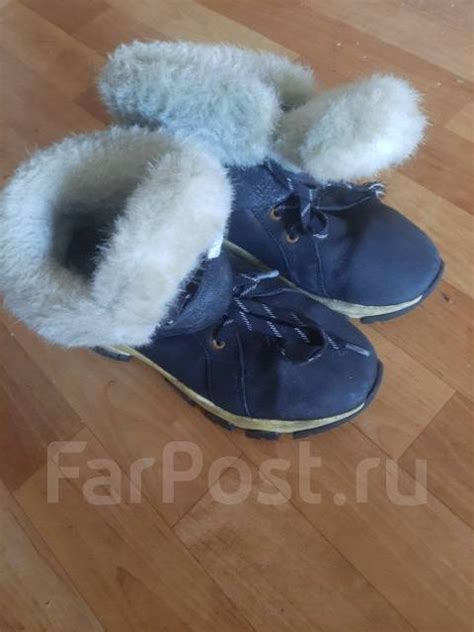 Сапоги 33 размер и туфли 34 размер во Владивостоке