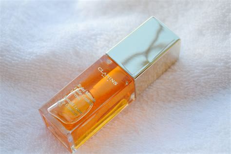 Clarins Instant Light Lip Comfort Oil The Luxe List