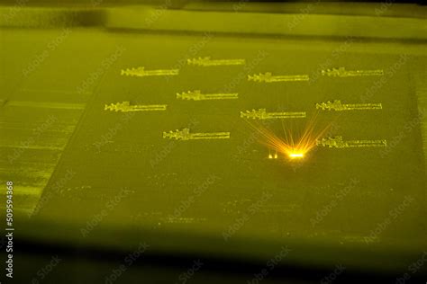 Foto De 3D Printer Printing Three Dimensional Object From Metal Powder