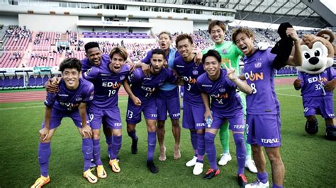 【週末j1まとめ】acl組は明暗を分ける結果に。広島はホームで首位・鹿島に完勝してj1通算400勝目を挙げる｜jリーグ Dazn News Jp