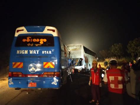 နေပြည်တော် ရန်ကုန်အမြန်လမ်းတွင် Express ယာဉ်နှစ်စီးတိုက်မိမှုဖြစ်ပွား Myanmar Digital News