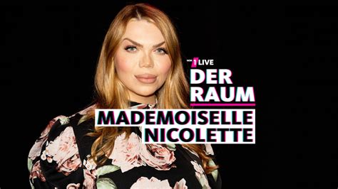 Mademoiselle Nicolette Wir Vergleichen Uns Pausenlos 1live Der Raum