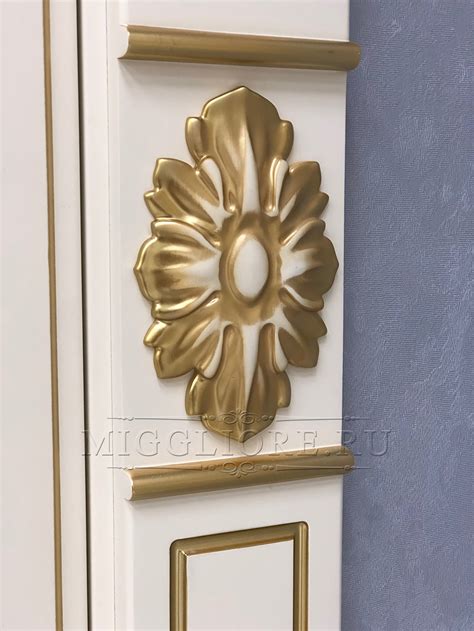Межкомнатная дверь MONTE NAPOLEONE 006 G капитель №1 GRIGIO 7035 ...