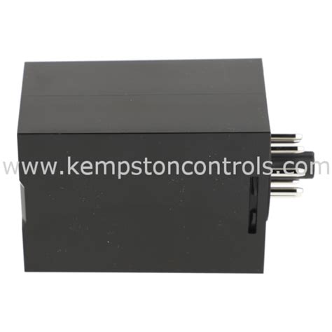 Omron F LS CP NRA OMRON FLOATLESS LEVEL SWITCH PLUG IN STANDARD TYPE PINS RELAY OUTPUT