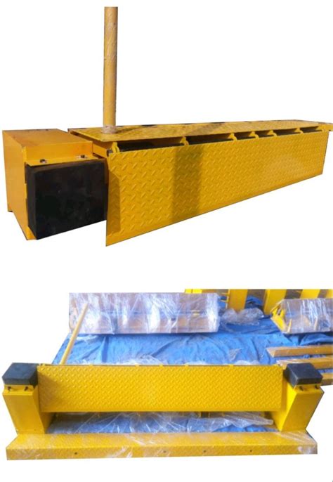 Manual Edge Hydraulic Dock Leveler 3 Ton To 6 Ton At 63000 In Pune