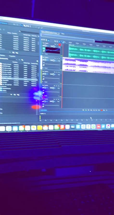 Animated 🎙 Dvoicer Twitter