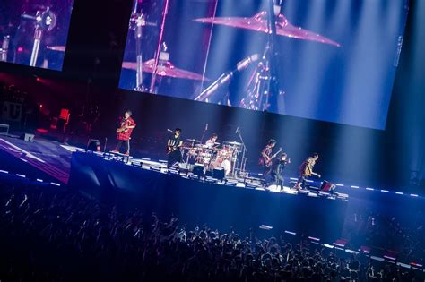画像】uverworld 9年ぶり2度目の東京ドーム公演でファンに感謝「ここまでuverworldと一緒にたどり着いてくれてありがとう」」の