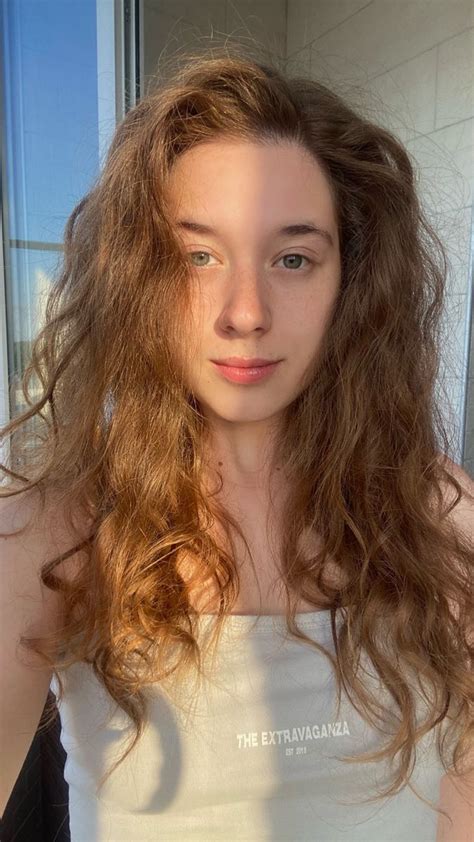 Кудри пляжные локоны эстетика девушка солнце закат