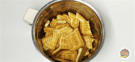 Biscuit Cake Recipe Without Egg And Oven In 4 Easy Steps Tastytadka