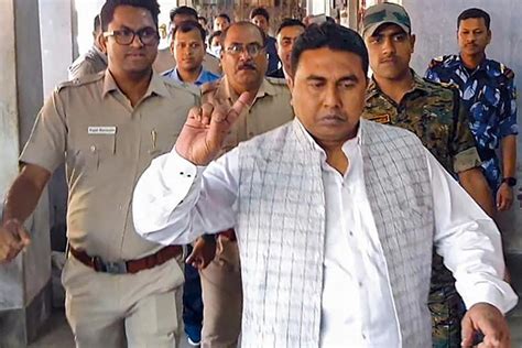 Shahjahan Sheikh Trinamul Strongman Shahjahan Sheikh Arrested Cid