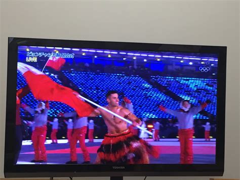 平昌オリンピック開会式 トンガの旗手ピタ・タウファトアが上半身裸で登場「平昌が寒いだって？笑わせるな」 まとめダネ！