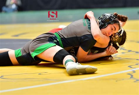 Girls Wrestling Overlands Katelynn Czerpak Makes State Semifinals Sentinel Colorado