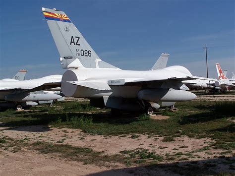 Abh  F 16 Photography