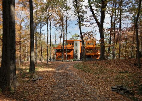 Riverbanks House By Foz Design Embraces Hudson Valley