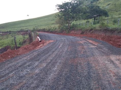 Prefeitura De Consolação Realiza Obras De Manutenção E Conservação Das