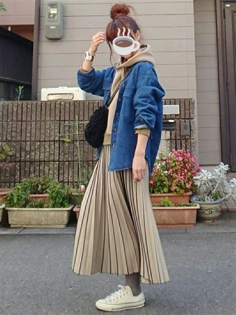 プリーツスカートコーデ2019年春。プリーツスカート着回し力抜群！