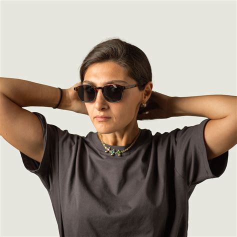 სოლა მზის და კომპიუტერის სათვალეები Sola