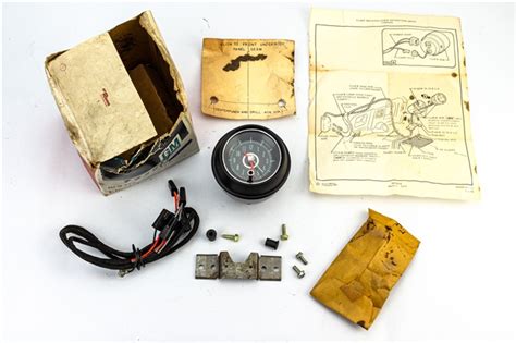 1967 1969 Firebird Floor Clock Assembly Original Gm Nos