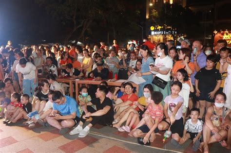 Sôi động Chương Trình Festival âm Nhạc đường Phố