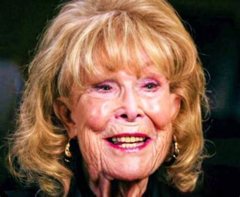 Era Uma Estrela Que Encantava O Público Ninguém Acreditava No Que Ele Realmente Era