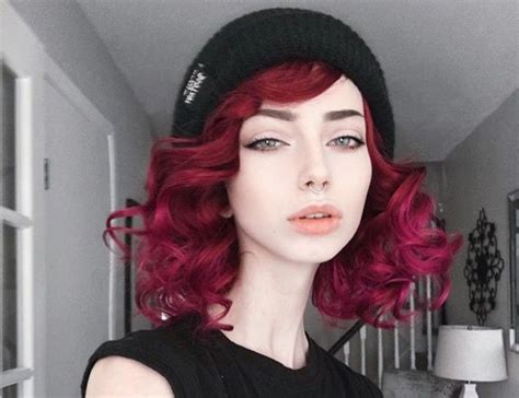 Pin By Sandi Corona On Soft Makeup Hair Color Pink Red Hair Color