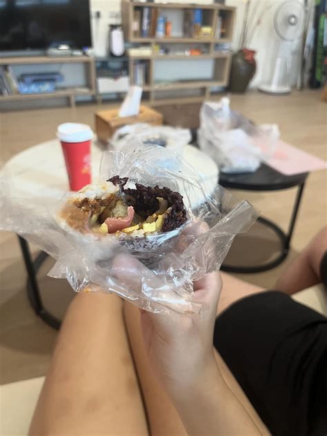 最近不會有你們想看到絲襪了 這天氣會熱死