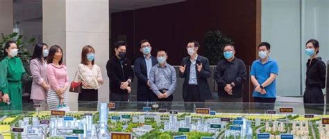 润州区委统战部欧美同学会考察官塘创新社区 的发展 英才 人才