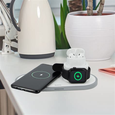 HOCO CW21 3in1 Wireless Charging Station شاحن لاسلكي ٣في١ - Oesisgcc