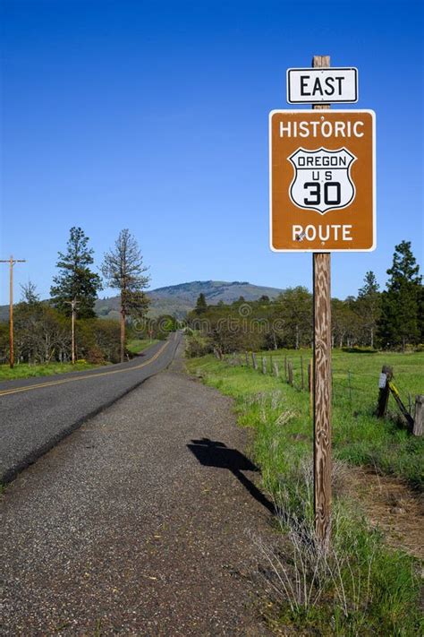 Sign For Historic Route Us Oregon 30 East Alongside Road Editorial