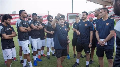 Maradona Dirigió Su Primera Práctica En El Al Fujairah