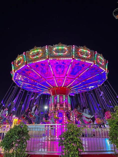 Carousel Fair Carnival Fair Rides Fun Places To Go Fair Pictures