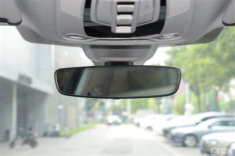 【奥迪q5l改款 40 Tfsi 豪华致雅型内后视镜图片 汽车图片大全】 易车