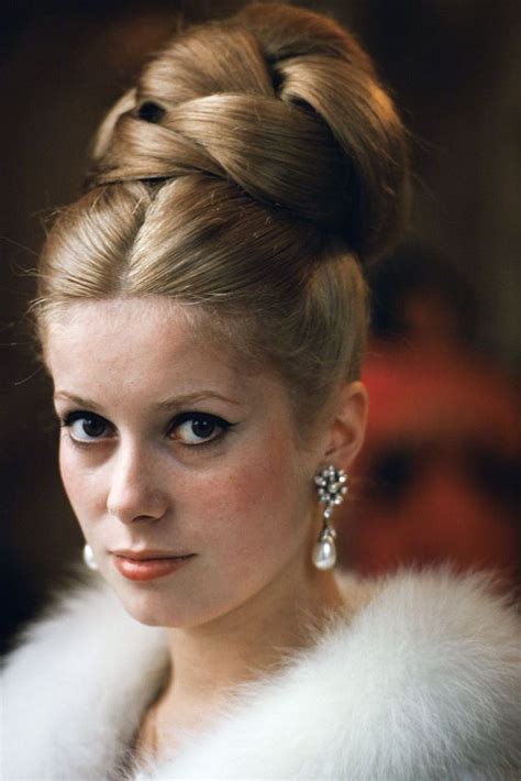 Catherine Deneuve Ses Plus Belles Coiffures Elle Vintage