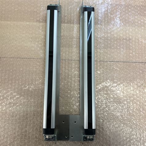 Yahoo オークション Omron オムロン F3w C084 D F3w C084 L ワーク