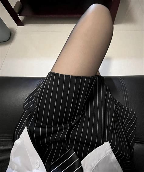 一只诗雨 Yizhishiyu1 Twitter