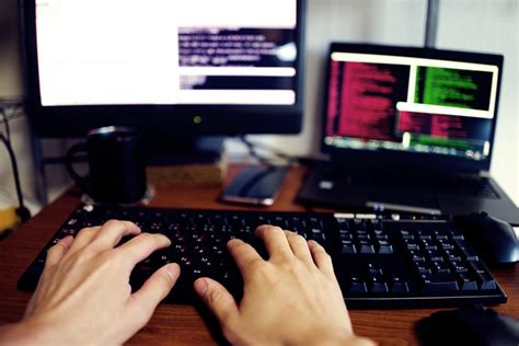 Javascriptで文字列を分割し配列にするsplitの使い方【現役seが紹介】