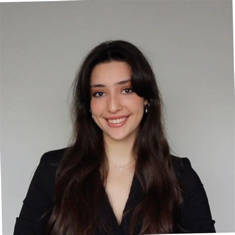 Sofia Basso Betancourt Paralegal Herbert Smith Freehills Linkedin