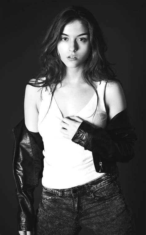 Quinn Shephard Porn Pictures Xxx Photos Sex Images 1670384 Pictoa