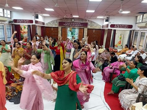 Radhashtami Celebrated At The Temple Of Sector 11 सेक्टर 11 40 के