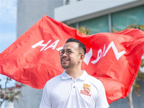 Minister Of Human Resources Malaysia Kesuma Steven Sim