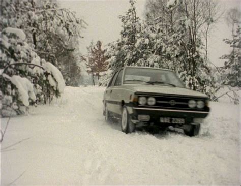 IMCDb Org 1978 FSO Polonez 1500 B01 AA In 07 Zglos Sie 1976 1987