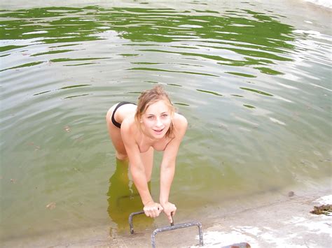 Sexy Hot Girlfriend In A Pond Photo 39 59