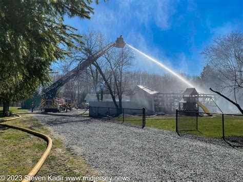 Firefighters Quickly Extinguish Garage Fire In Monroe Township