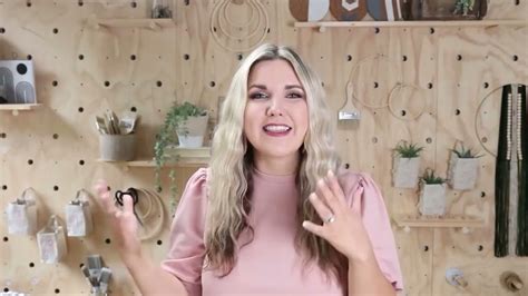 Liz Fenwick Diy Net Worth 2024 Career Wife Age Height And Others