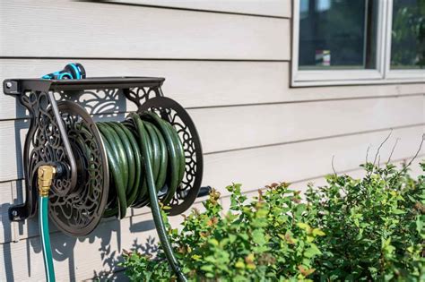 18 Easy Tips To Keep Your Garden Hose Organized