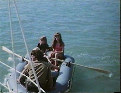 Hijack 1975 Richard Morant James Forlong Tracy Peel