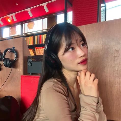 다영 Alldayoung • Threads Say More